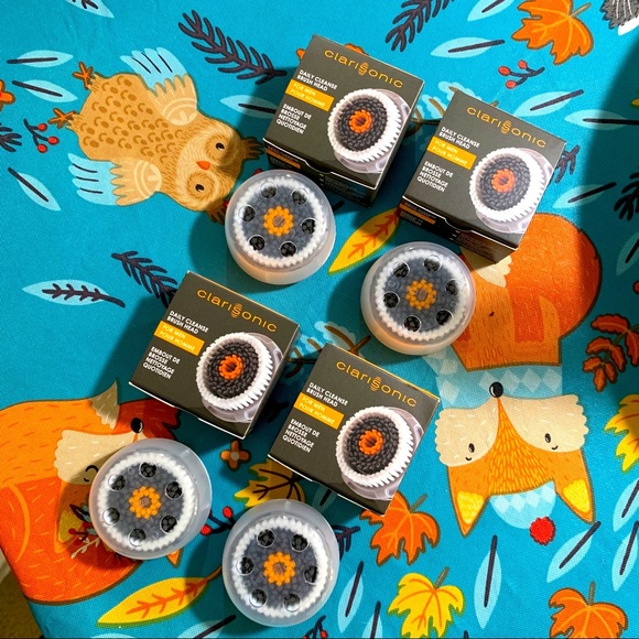 Clarisonic | Grooming | 4pk Clarisonic For Men Alpha Fit Brushes | Poshmark